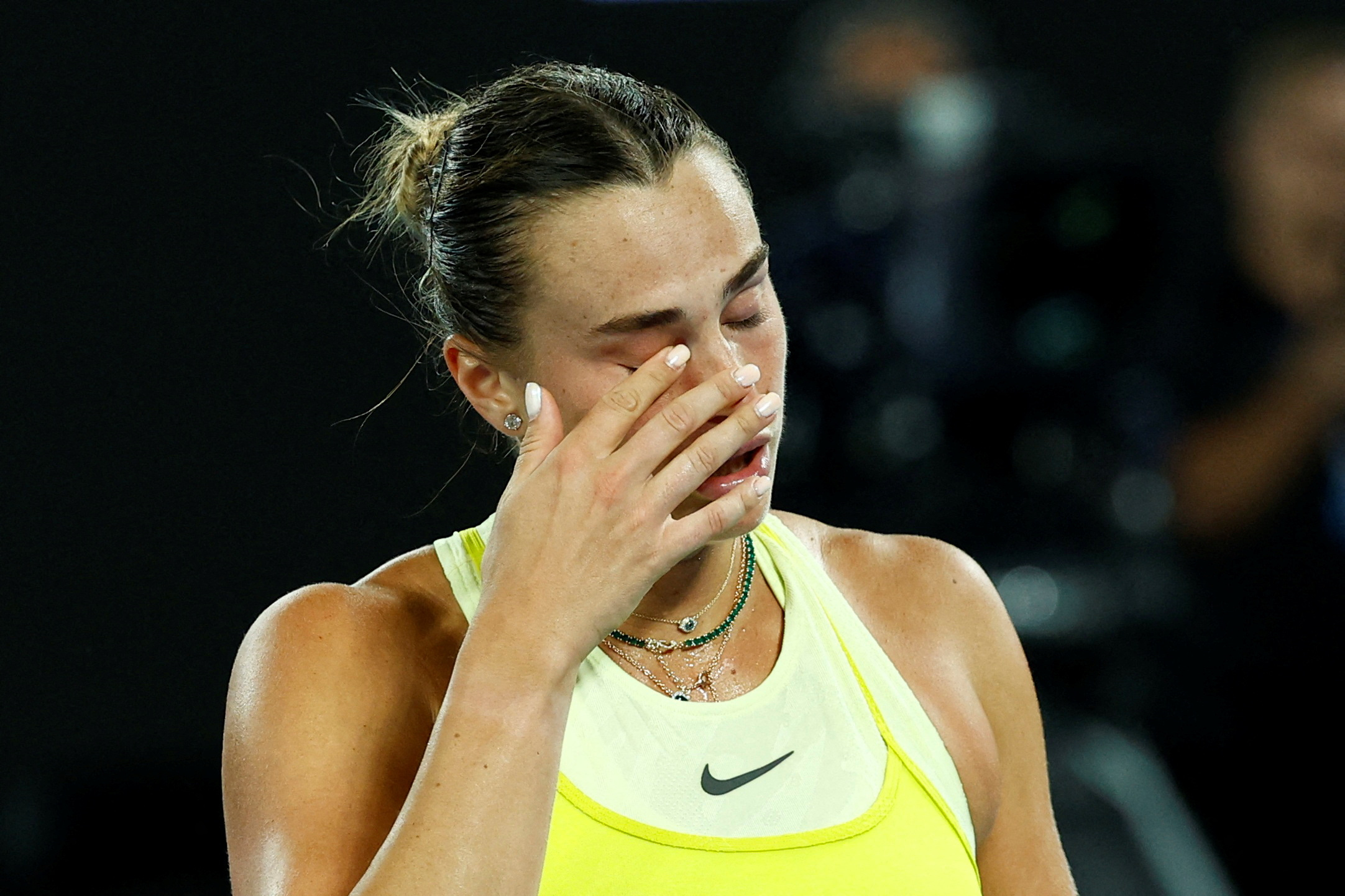 Aryna Sabalenka Stunned in Doha! World No. 1 Falls to Alexandrova in a Shocking Upset - Motociclismo