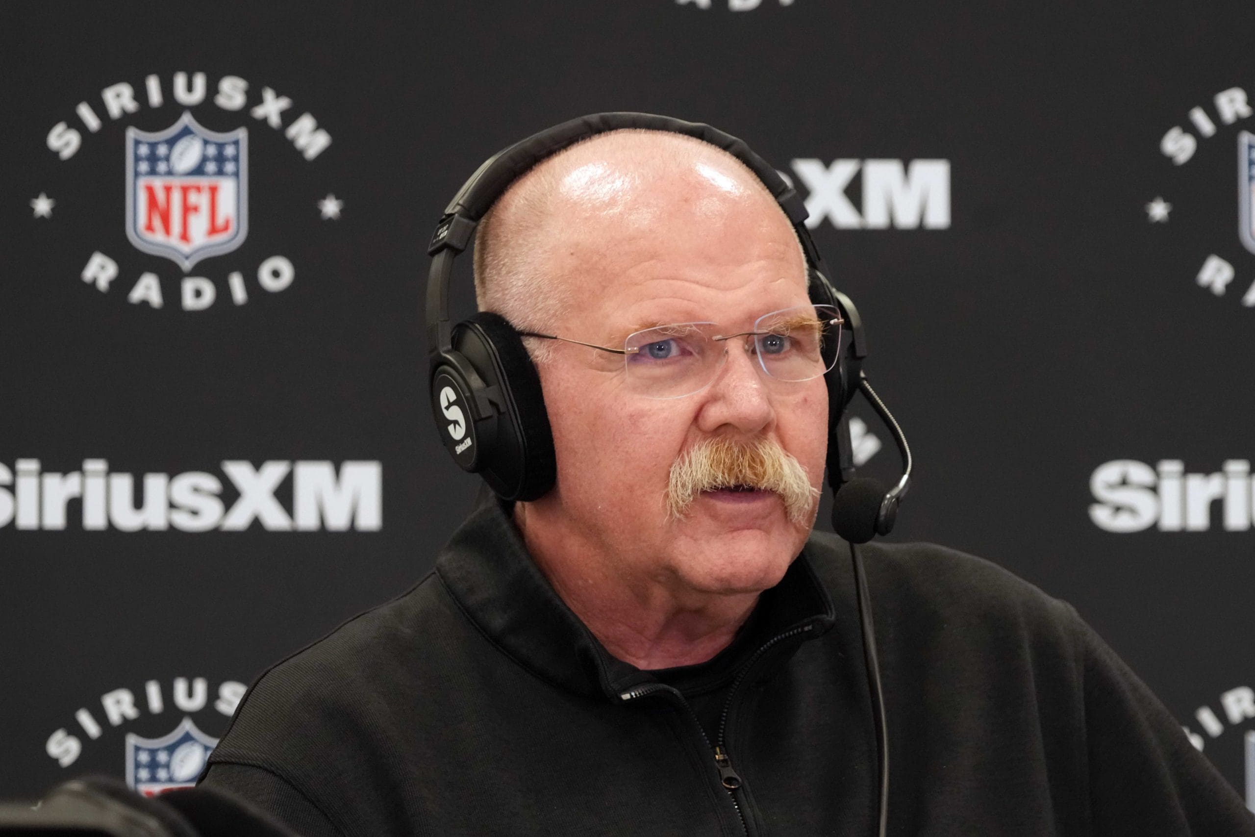 Kansas City Chiefs celebrate Sports Illustrated Swimsuit Issue ...