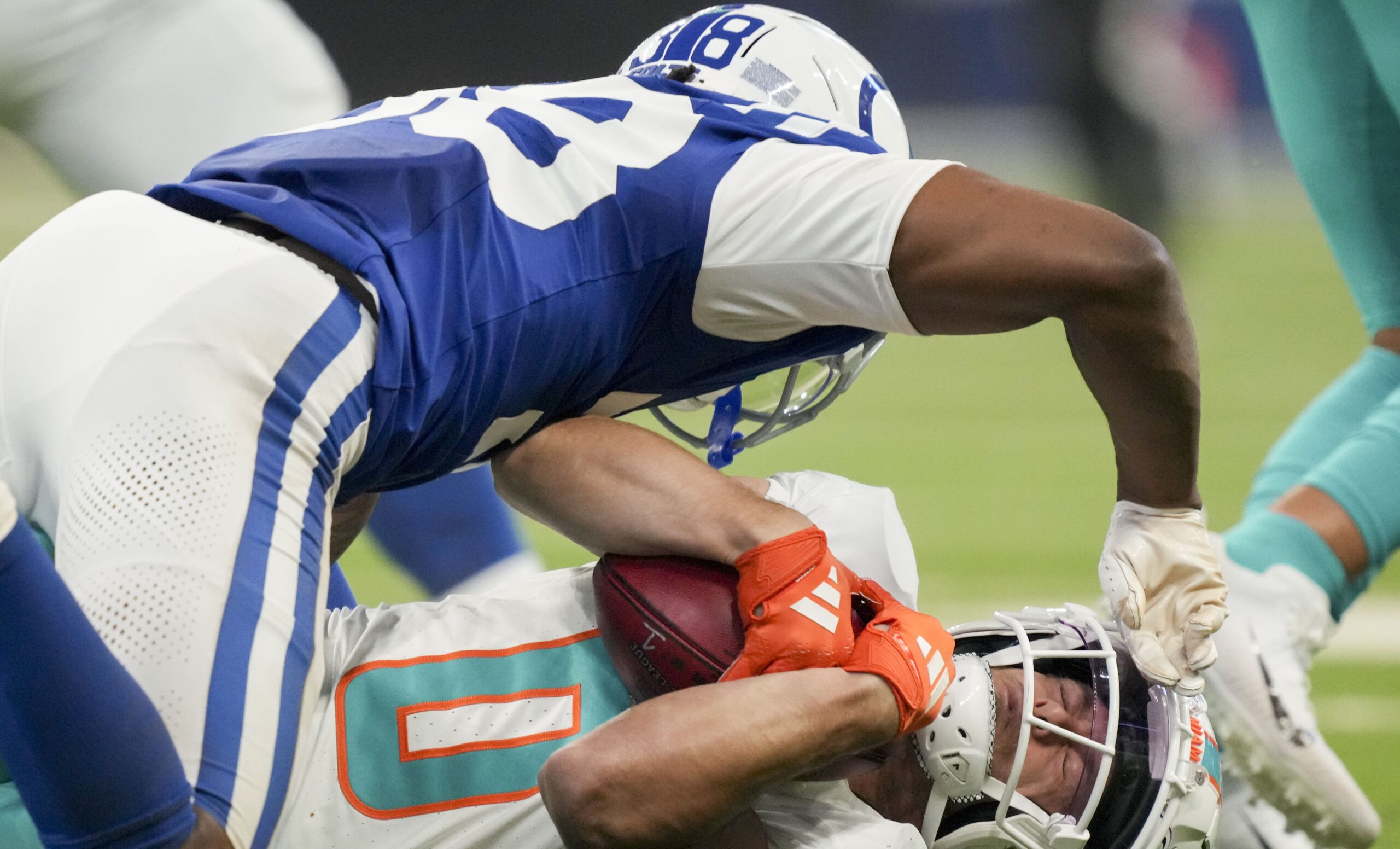 Le parcours tumultueux de Kelvin Joseph prend un tournant sombre avec ...