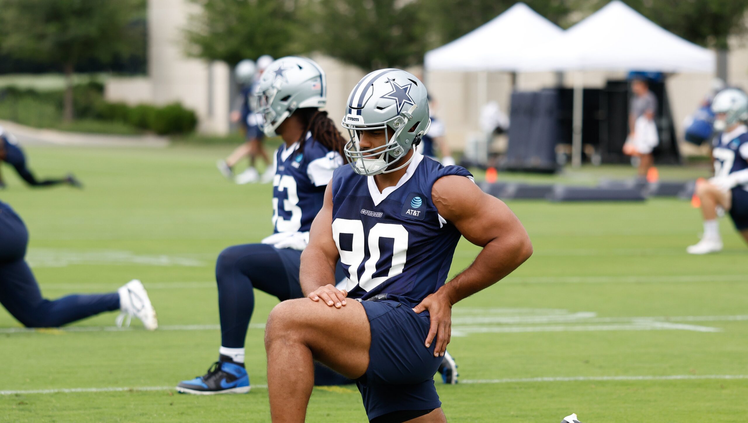 Solomon Thomas returns to Texas and embraces love and opportunity while ...