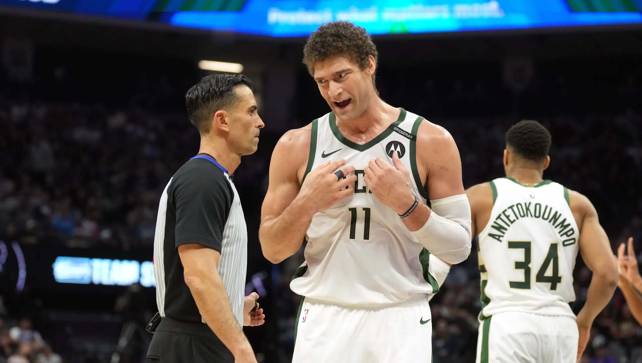 Giannis Antetokounmpo prepares for transformation as Myles Turner ...