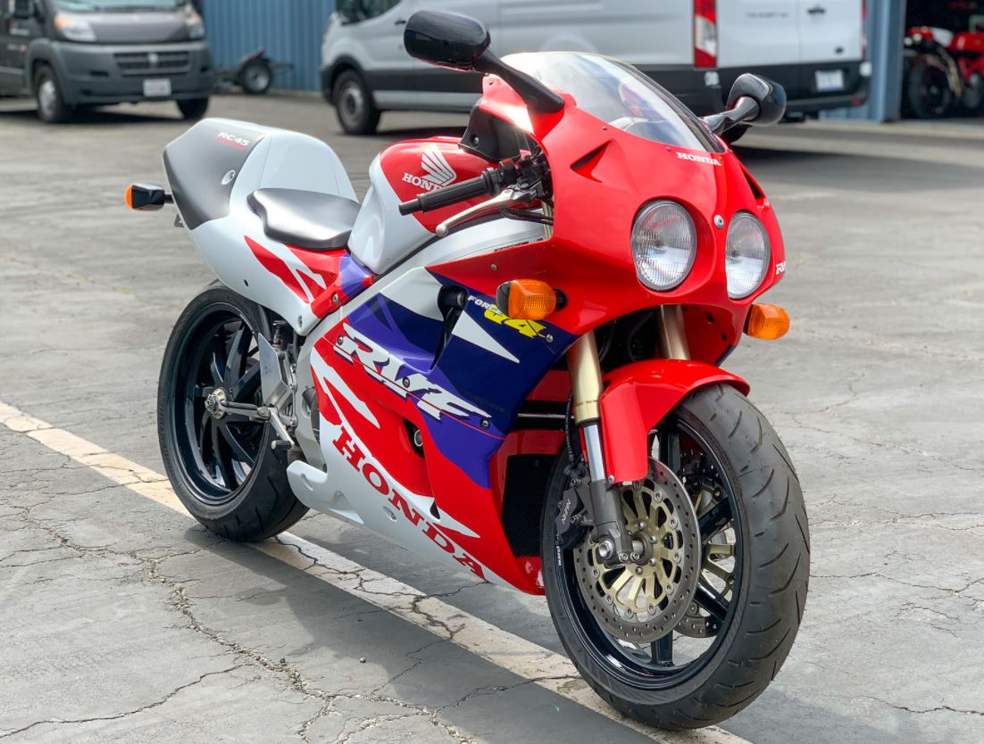 Honda RC45 - muito mais do que uma simples moto - Motociclismo