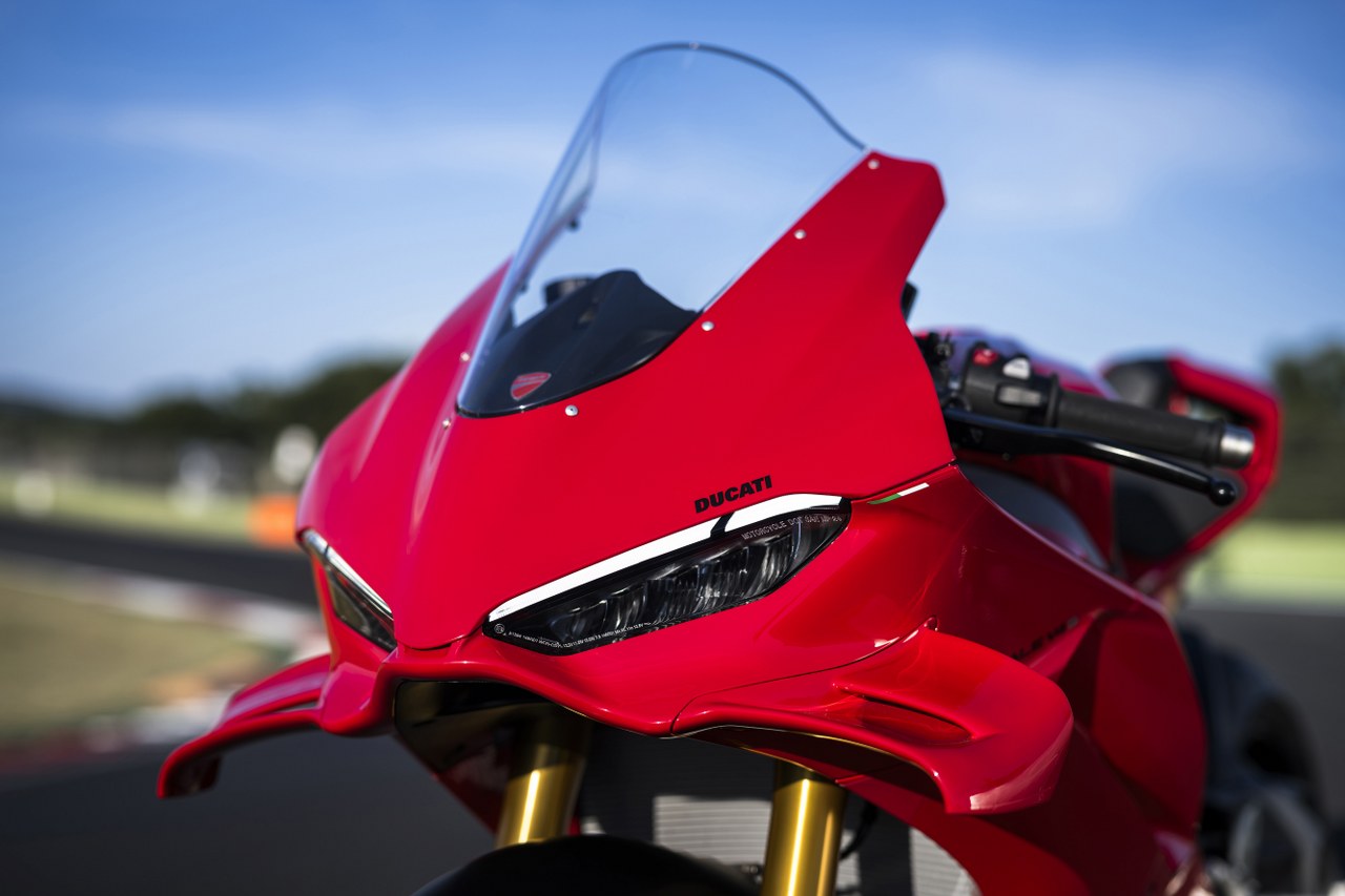 Galeria: No mínimo apaixonante - Eis a nova Ducati Panigale V4 que ...