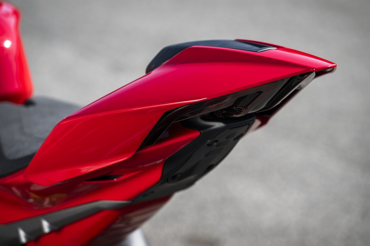 Galeria: No mínimo apaixonante - Eis a nova Ducati Panigale V4 que ...