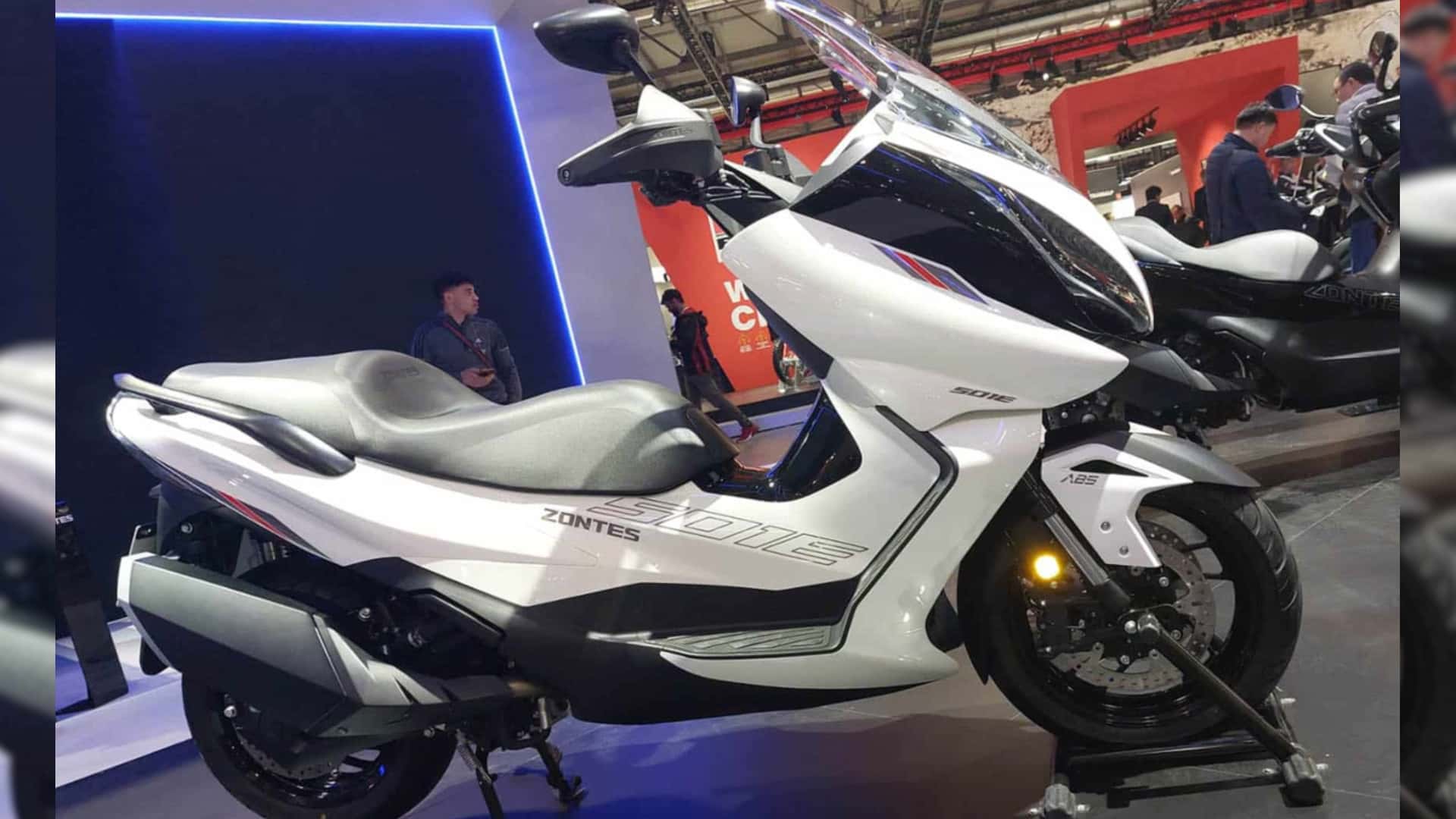 O fabricante chinês Zontes tem uma nova gama de Maxi-Scooters para a ...